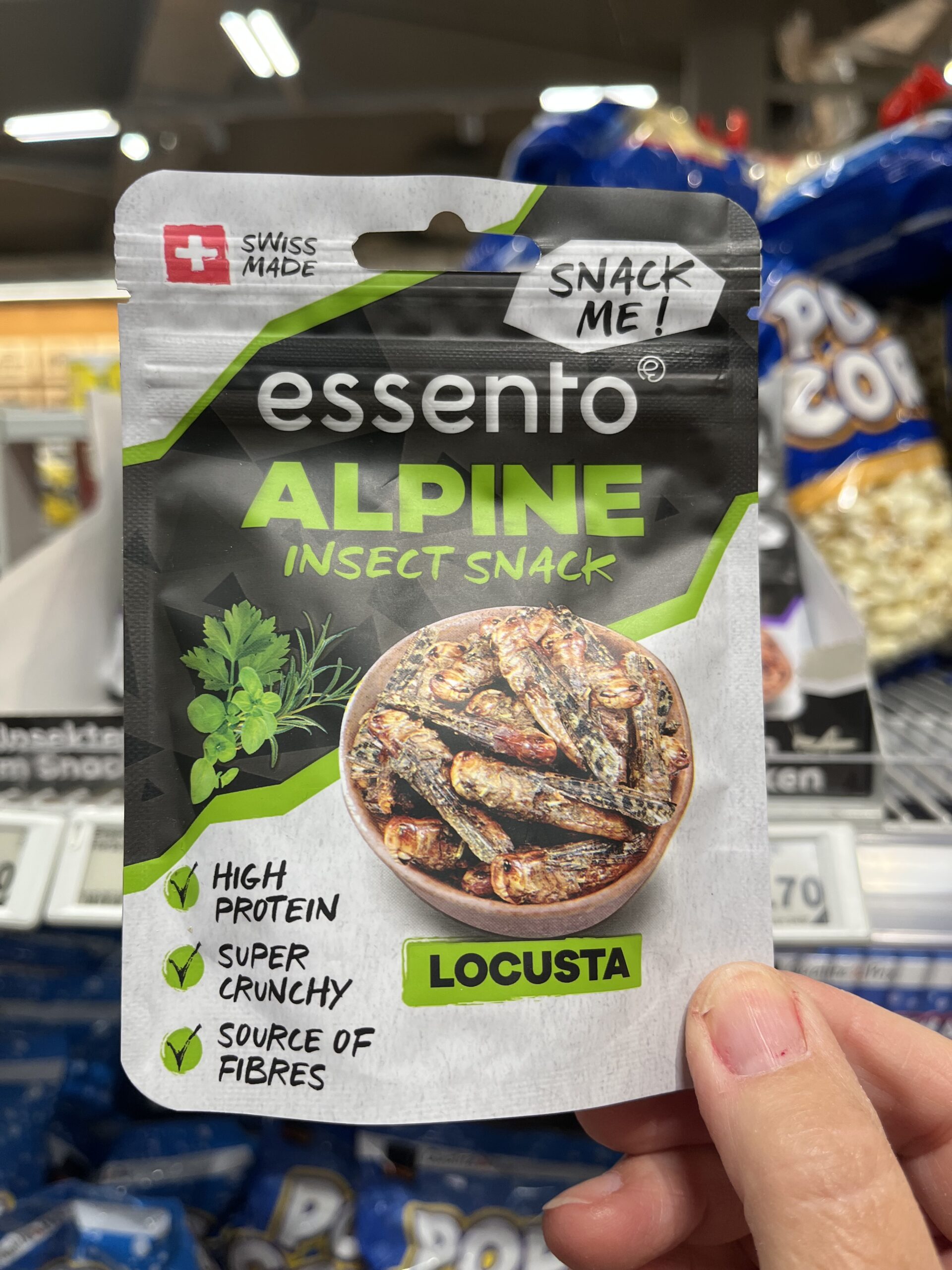 Dalla Svizzera burger e snack di insetti della Essento Food ...